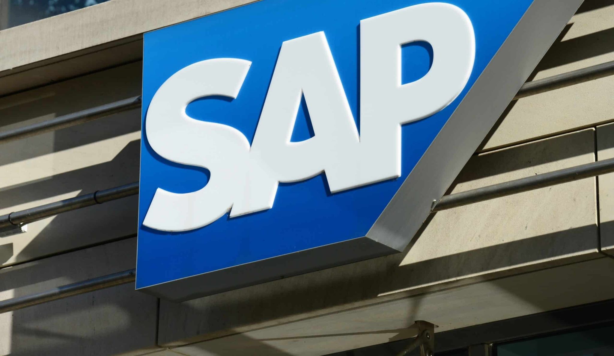 René Schumann teilt Insider-Wissen im Exklusiv-Interview - Negotiation ...